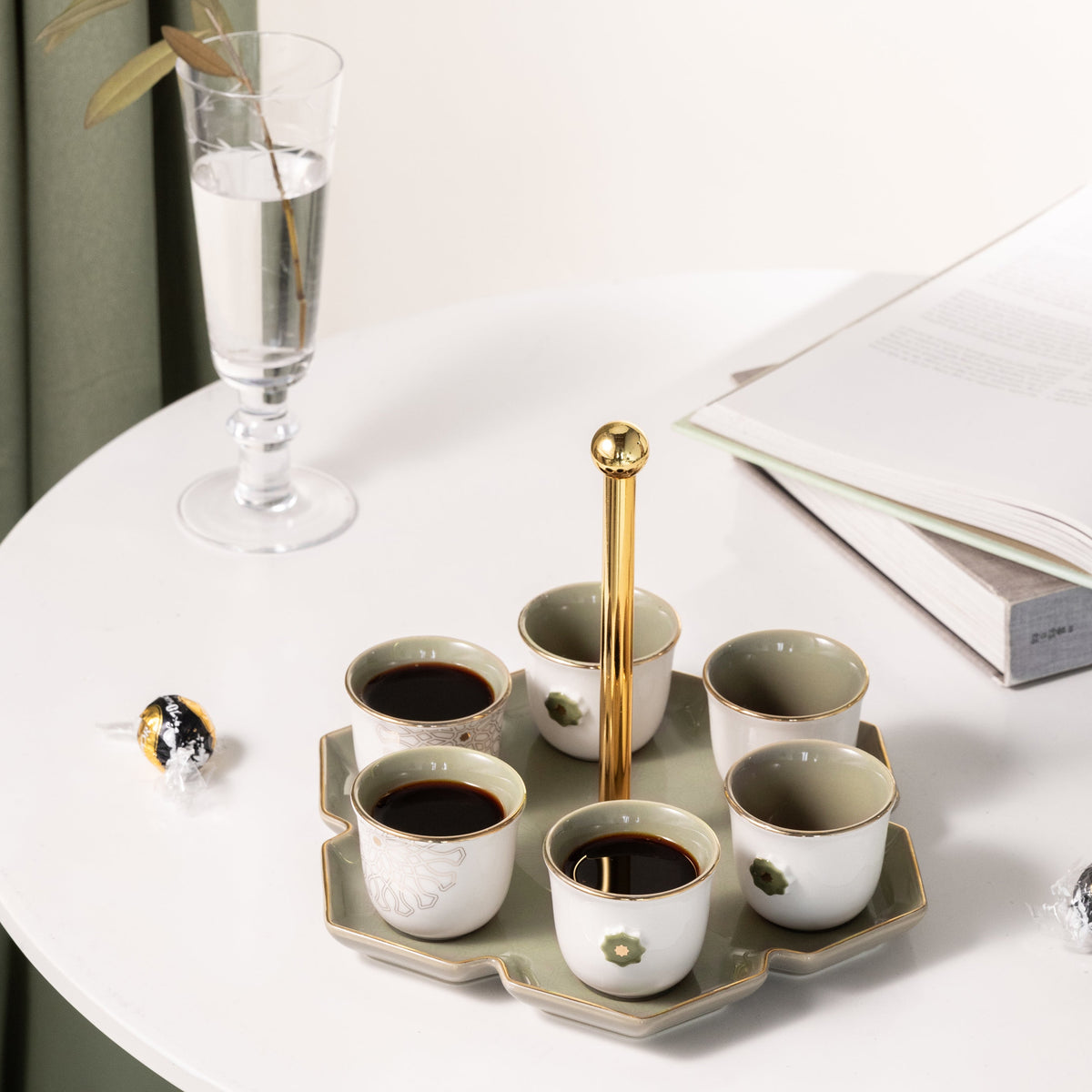 Asala - Arabic Coffee Cups With Holder - Olive Green & Gold – Otantik Home